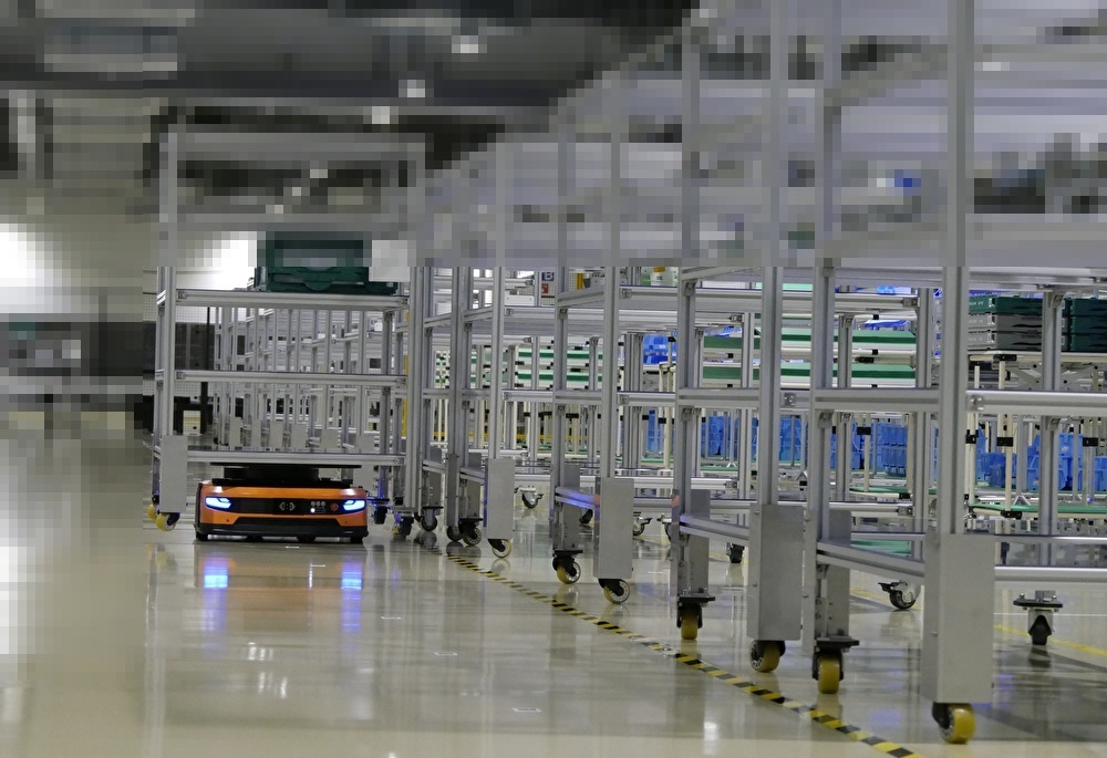 Scalable Logistics Automation through the Integration of AGVs at SCREEN ...