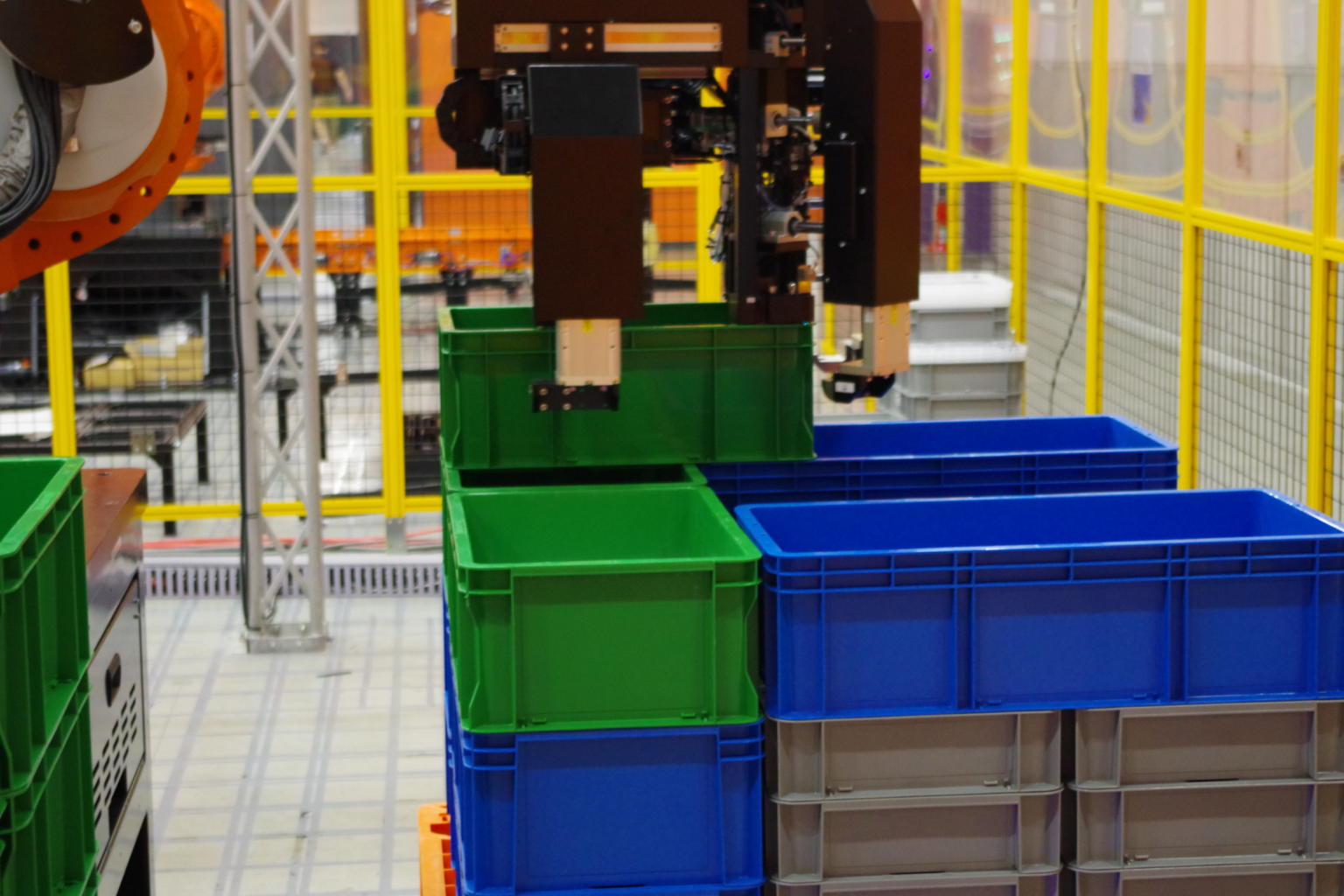 Mujin at RTJ 2024: Next-Generation Manufacturing Material Flow with 14 ...